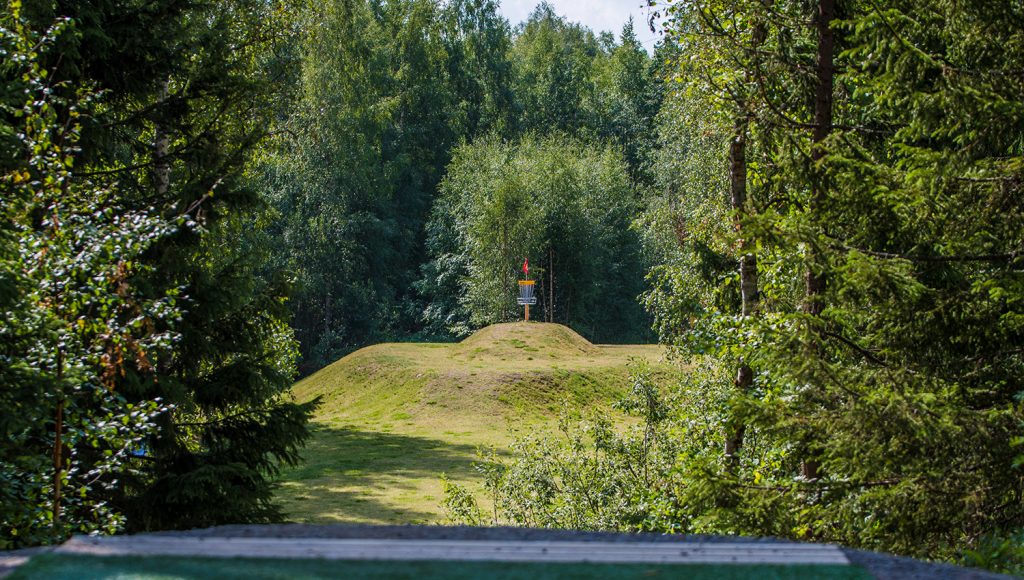 How to build a disc golf course: 3 important dos - DiscGolfPark